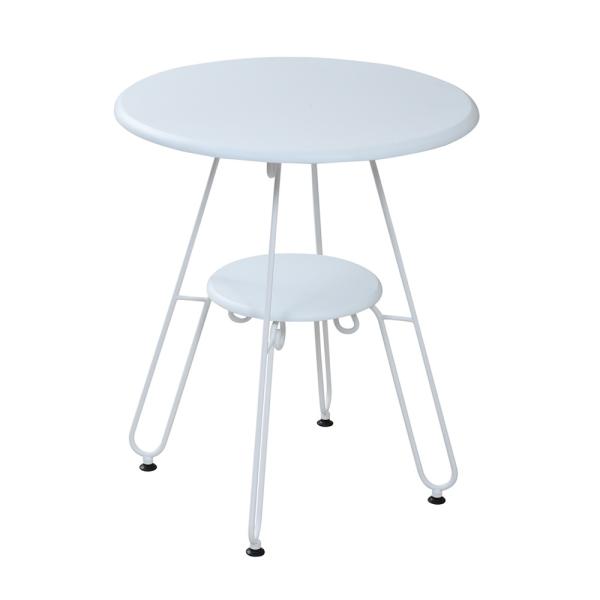 2人の距離が縮まりそうな幅60cmのコンパクトサイズ。テーブルの下にはラックがついているので、雑誌やリモコンなどをサッと片づけることができます。