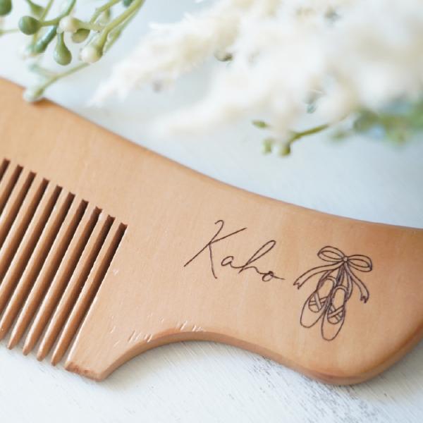 ◆お名前入りなのにリーズナブル！ギフトにも最適♪名入れは無料です。お好みの文字を入れることができます。ご自宅用はもちろん、出産祝いやお誕生日のプレゼントやお礼などのちょっとしたギフトにもぴったりです。名入れのアイテムは人とかぶりにくいうえに...