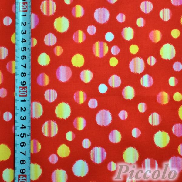 ◎数量限定！基本的に再入荷はございません。お早めにお求めください。●小物づくりやパッチワークなどに最適なサイズのUSAコットンです●サイズ：約53cm×約50cm（この商品は左記寸法でカット済みです）※一枚の布から切り出しているため、柄の出...