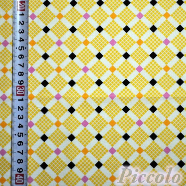 ◎数量限定！基本的に再入荷はございません。お早めにお求めください。●小物づくりやパッチワークなどに最適なサイズのUSAコットンです●サイズ：約53cm×約50cm（この商品は左記寸法でカット済みです）※一枚の布から切り出しているため、柄の出...