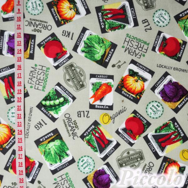 ●小さなお人形のお洋服づくりや小物づくり、パッチワークなどに最適なサイズのUSAコットンです●サイズ：約53cm×約50cm（この商品は左記寸法でカット済みです）●この商品は基本的に在庫限りとなります。お早めにお求めください。　※一枚の布か...