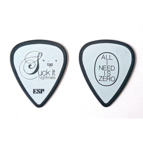 イー・エス・ピー　サキト (ナイトメア) ピック 形状：ティアドロップ厚さ：0.8mm材質：ポリアセタール販売単位：1枚