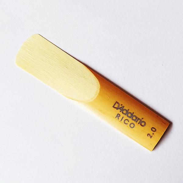ダダリオ リード　アルトサックス　Reed　Rico　1枚バラ売り・鳴らしやすく、明るくパワフルな音色。・初心者・学生に最適、ジャズ奏者も愛用。Rico創業当時からの伝統を受け継ぐリード。トラディショナルなブランク、薄めのティップ、薄めのヴ...