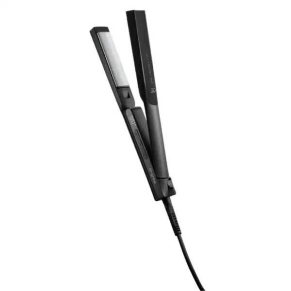 【商品解説】Brighteのテクノロジーを結集。3Dプレート×シルク加工で熱と圧を最適にコントロールし、根元の立ち上がりから毛先のニュアンスまで、美容師仕上げのようなフォルムへ。●3Dプレート×シルク加工髪に沿って自然なカールも、しっかりス...