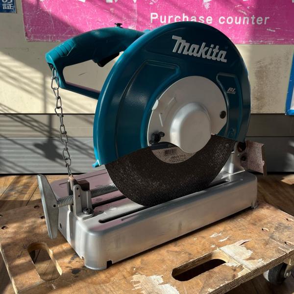 【ブランド】makita マキタ【商品名】切断・切削 切断機 マキタ 【程度】程度B【型番】LW141DZ【付属品】本体のみ・表面：キズ、小キズ、汚れ・内側：キズ、小キズ、汚れ、錆び