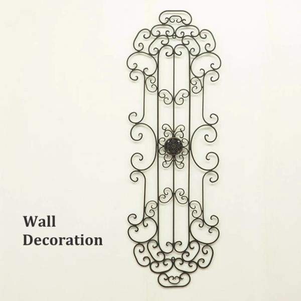 ●エンブレムデコトール●玄関やリビングなどの壁に立体感ある壁飾りでデコレーション。アイアン製品はおもむきあるアンティークな雰囲気作りを演出してくれます。●季節を問わず楽しめ、お花やグリーンが飾れない場所も華やかになります。ウォールデコは簡単...