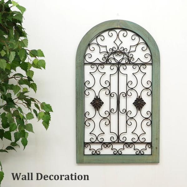 ●ウォールデコウインドウアーチ●ウッドとアイアンにキズやサビなどの加工を施し、アンティーク風に仕上げた壁飾り。●存在感のあるサイズで、玄関やリビング、空間をエレガントに演出するアイテムです。●インテリアのテイスト問わず、お部屋になじみやすい...