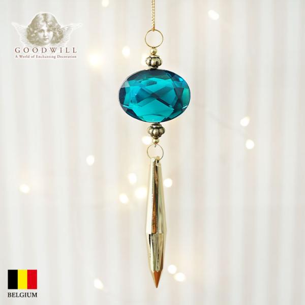 ジュエリーライクなデザインでツリーに華やぎをプラスしてくれるダングルオーナメントです。オーナメントのテーマは『気品溢れるクリスマス』。中世ヨーロッパを彷彿とさせるクラシカルでありながらもエレガントなデザインが魅力です。重厚的で気品溢れるオー...