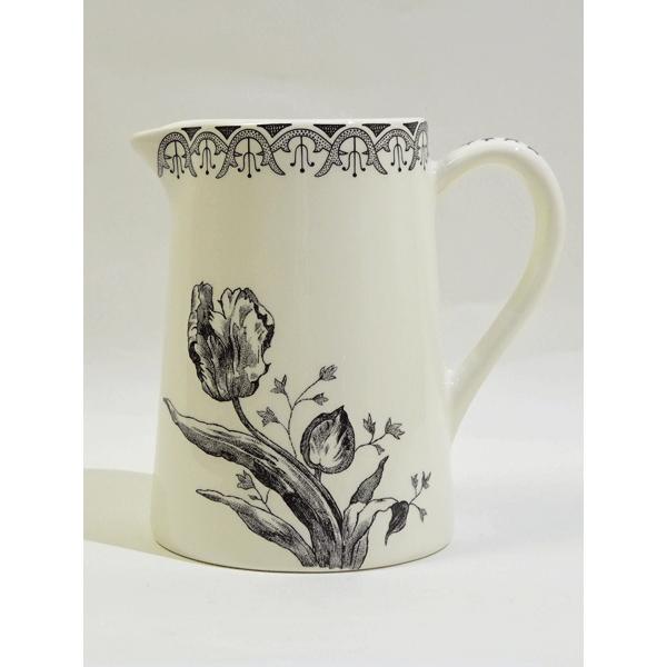 オフホワイトの地にグレーブラックの色調でデザインされたチューリップが描かれた品です■新品■Gien : Tulipes■高さ：１１ｃｍ■口径：6ｃｍ■容量：２６０ｃｃ■素材：陶器■ブランド箱付き※当店取扱いのジアン製品はファクトリーの検品が...