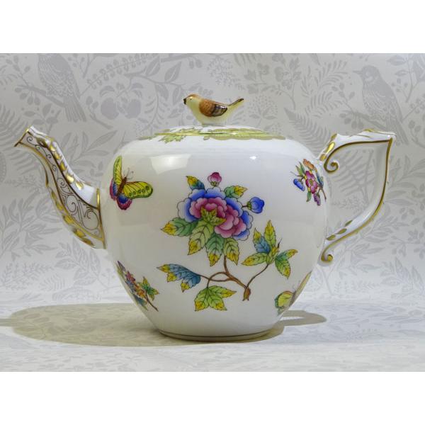 ■新品■HEREND(ハンガリー)　■商品番号：606-0-05/VBO■VBO(ヴィクトリアブーケ)■素材：陶磁器■全体幅：約２０．５ｃｍ　高さ：１３ｃｍ■ポット部分幅：約１３ｃｍ　容量：８００ｃｃ■ブランド箱無し※ペインターによりモチー...