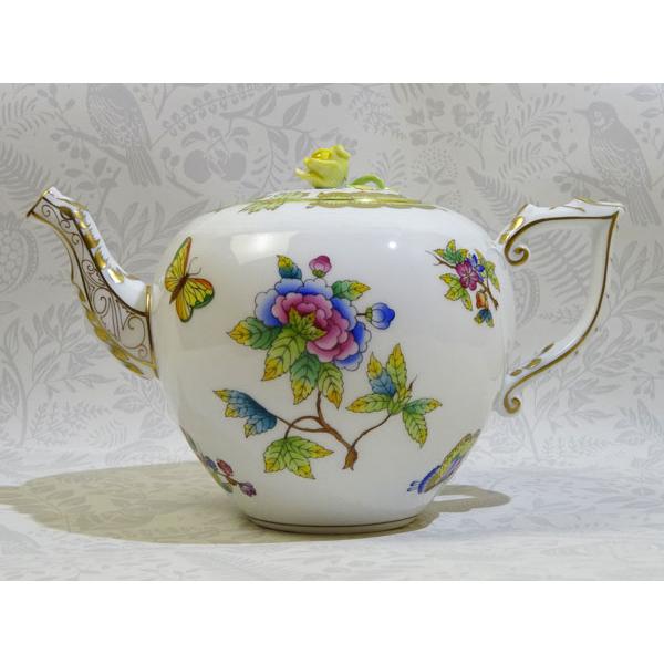 ■新品■HEREND(ハンガリー)　■商品番号：606-0-09/VBO■VBO(ヴィクトリアブーケ)■素材：陶磁器■全体幅：約２０．５ｃｍ　高さ：１３ｃｍ■ポット部分幅：約１３ｃｍ　容量：８００ｃｃ■ブランド箱無し※ペインターによりモチー...