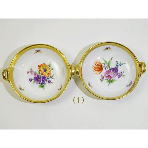 ・中央にはカラフルな花束、縁には厚めのゴールドが塗られた比較的浅めのボウル２枚セットです。ボウルの両脇には取っ手がついていてレアなシェイプとなっています。■海外直輸入USED品■KPMベルリン（ドイツ）■1870-1945年■ハンドペイント...