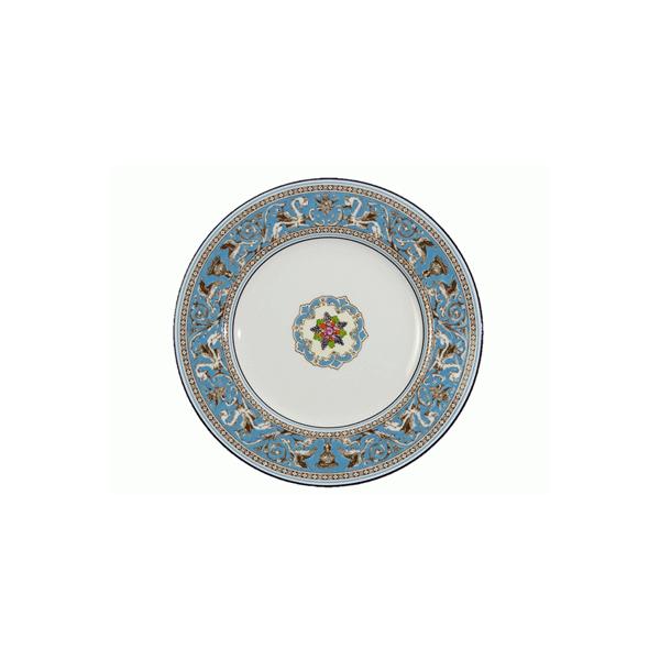 ★デザート、ケーキ、サラダなど使い勝手の良いサイズです。■Wedgwood(イギリス)■海外直輸入USED品■直径：２０ｃｍ■デザート皿■ブランド箱なし※多少の擦り傷、色ムラ、色剥げ、点などがある場合があります。WedgwoodのMade ...