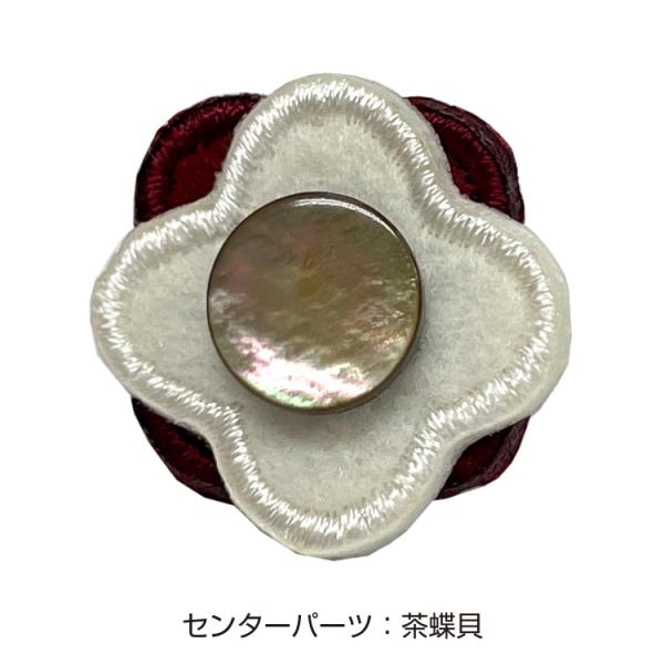 男性への誕生日プレゼントに！お祝いや記念日のプレゼントに喜ばれているブートニエール。スーツのフラワーホールだけでなく、スカーフやストール、バッグにつけてもいつもと違ったオシャレが楽しめます。もちろん女性のファッションにもおすすめです。ブート...