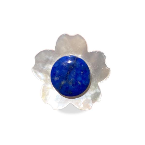 「幸運を招く石」といわれ、邪気を退け、正しい判断力を高め、最高の幸運を呼び寄せてくれるとされる最古のパワーストーンです。運が落ちていると感じたとき、進むべき道に迷いが生じたときなどに身につけるとよいでしょう。目先の結果にこだわらず、持ち主に...