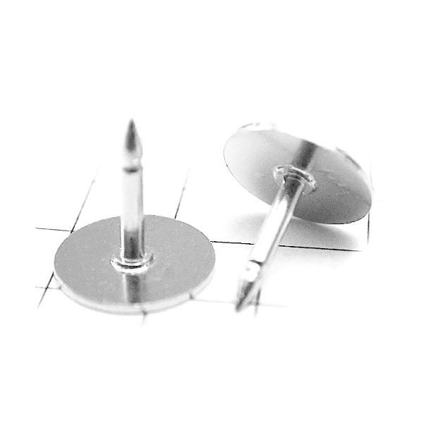 （※お送りするのは針だけです。留め金は別にご購入くださいませ。）土台も含めた針の長さは８.５ミリ。土台の直径は８ミリです。ストッパー（ピンバッジの回転を防ぐための小さな突起）が付いていないタイプになります。古くなった針の取り替えやピンズ製作...