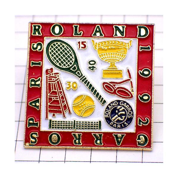 背景の１マスは５mmです。当店のピンバッジ はヴィンテージのレアな限定ピンバッジ です。それぞれのピンズの裏側の針には、新品の留め具をセットしてお送りします。新品の留め具代はピンズの商品代に含まれております。