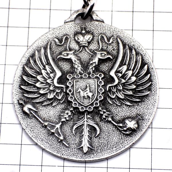 背景の１マスは５mmです。当店のキーホルダー はヴィンテージのレアな限定キーホルダー です。