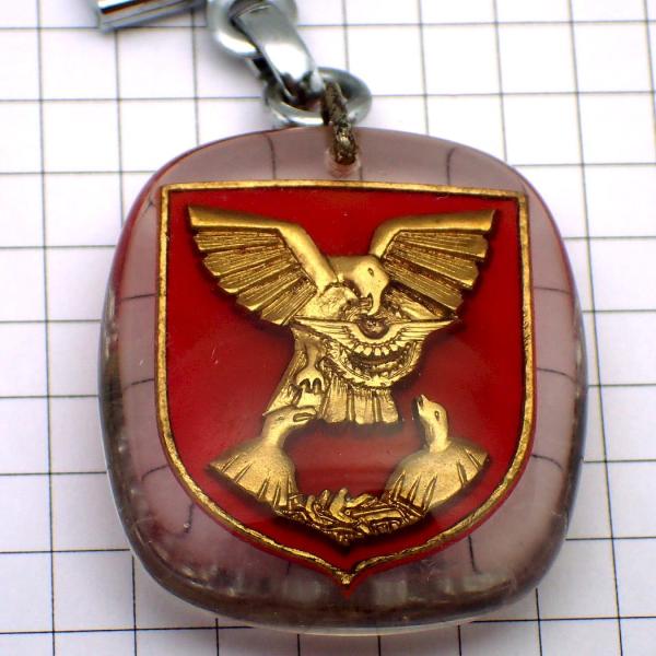 背景の１マスは５mmです。当店のキーホルダー はヴィンテージのレアな限定キーホルダー です。