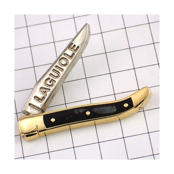 背景の１マスは５mmです。当店のピンバッジ はヴィンテージのレアな限定ピンバッジ です。それぞれのピンズの裏側の針には、新品の留め具をセットしてお送りします。新品の留め具代はピンズの商品代に含まれております。