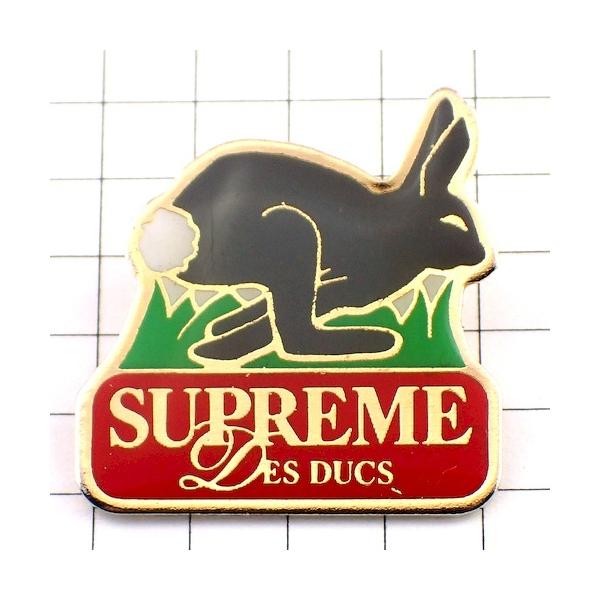 背景の１マスは５mmです。当店のピンバッジ はヴィンテージのレアな限定ピンバッジ です。それぞれのピンズの裏側の針には、新品の留め具をセットしてお送りします。新品の留め具代はピンズの商品代に含まれております。