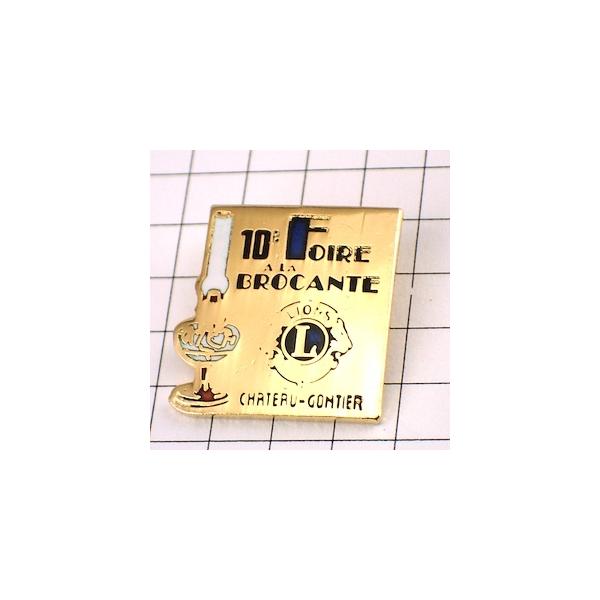 背景の１マスは５mmです。当店のピンバッジ はヴィンテージのレアな限定ピンバッジ です。それぞれのピンズの裏側の針には、新品の留め具をセットしてお送りします。新品の留め具代はピンズの商品代に含まれております。