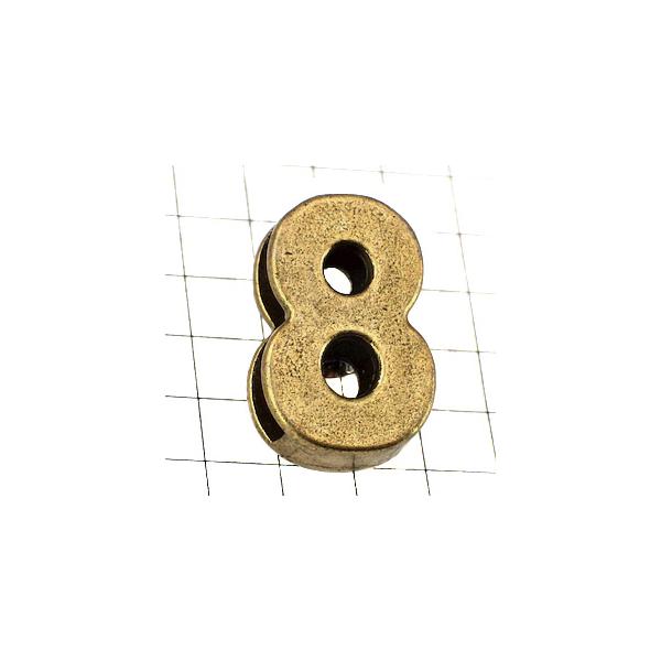 タテ約１８ミリ、厚み約６ミリです。他のアルファベットや数字もございます。ぜひご覧ください。背景の１マスは５mmです。