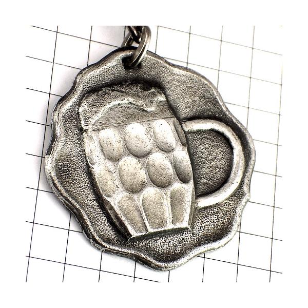 背景の１マスは５mmです。当店のキーホルダー はヴィンテージのレアな限定キーホルダー です。