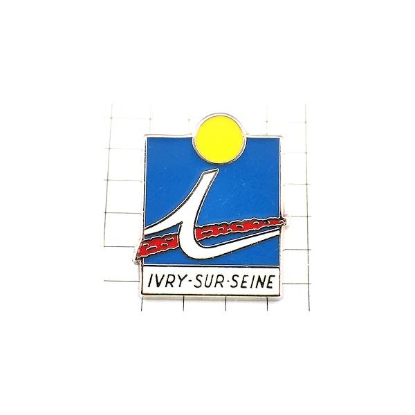 背景の１マスは５mmです。当店のピンバッジ はヴィンテージのレアな限定ピンバッジ です。それぞれのピンズの裏側の針には、新品の留め具をセットしてお送りします。新品の留め具代はピンズの商品代に含まれております。