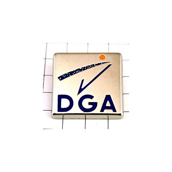 背景の１マスは５mmです。当店のピンバッジ はヴィンテージのレアな限定ピンバッジ です。それぞれのピンズの裏側の針には、新品の留め具をセットしてお送りします。新品の留め具代はピンズの商品代に含まれております。