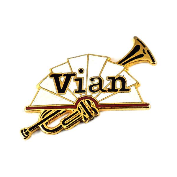 背景の１マスは５mmです。当店のピンバッジ はヴィンテージのレアな限定ピンバッジ です。それぞれのピンズの裏側の針には、新品の留め具をセットしてお送りします。新品の留め具代はピンズの商品代に含まれております。