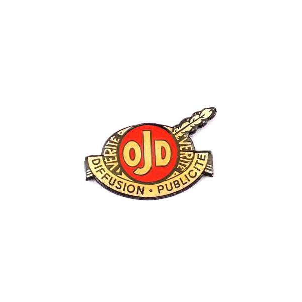 背景の１マスは５mmです。当店のピンバッジ はヴィンテージのレアな限定ピンバッジ です。それぞれのピンズの裏側の針には、新品の留め具をセットしてお送りします。新品の留め具代はピンズの商品代に含まれております。