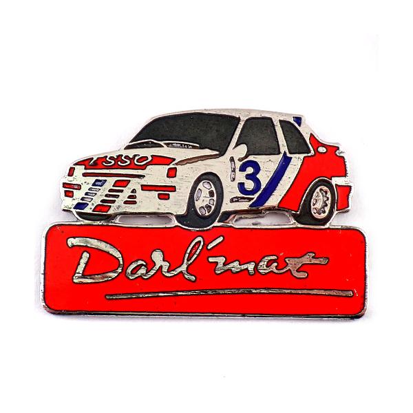 背景の１マスは５mmです。当店のピンバッジ はヴィンテージのレアな限定ピンバッジ です。それぞれのピンズの裏側の針には、新品の留め具をセットしてお送りします。新品の留め具代はピンズの商品代に含まれております。