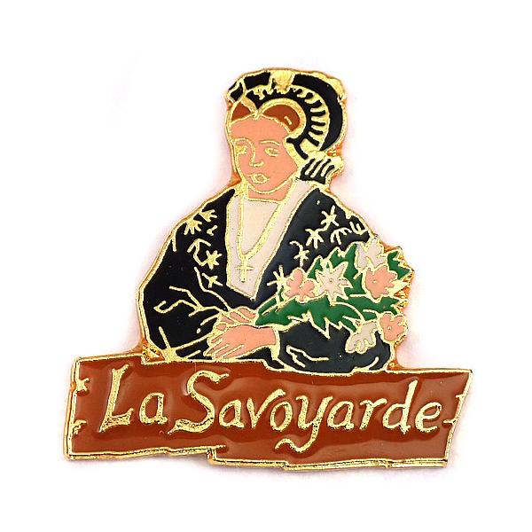 背景の１マスは５mmです。当店のピンバッジ はヴィンテージのレアな限定ピンバッジ です。それぞれのピンズの裏側の針には、新品の留め具をセットしてお送りします。新品の留め具代はピンズの商品代に含まれております。