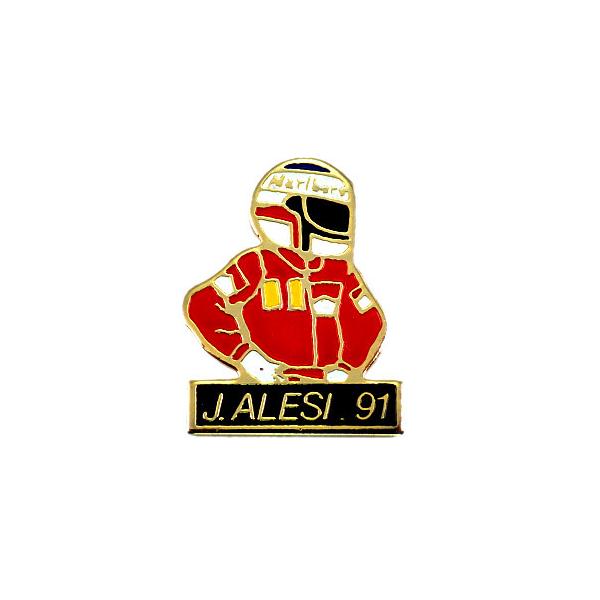 背景の１マスは５mmです。当店のピンバッジ はヴィンテージのレアな限定ピンバッジ です。それぞれのピンズの裏側の針には、新品の留め具をセットしてお送りします。新品の留め具代はピンズの商品代に含まれております。