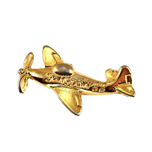 背景の１マスは５mmです。当店のピンバッジ はヴィンテージのレアな限定ピンバッジ です。それぞれのピンズの裏側の針には、新品の留め具をセットしてお送りします。新品の留め具代はピンズの商品代に含まれております。