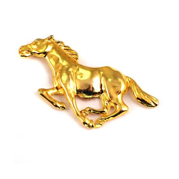 背景の１マスは５mmです。当店のピンバッジ はヴィンテージのレアな限定ピンバッジ です。それぞれのピンズの裏側の針には、新品の留め具をセットしてお送りします。新品の留め具代はピンズの商品代に含まれております。