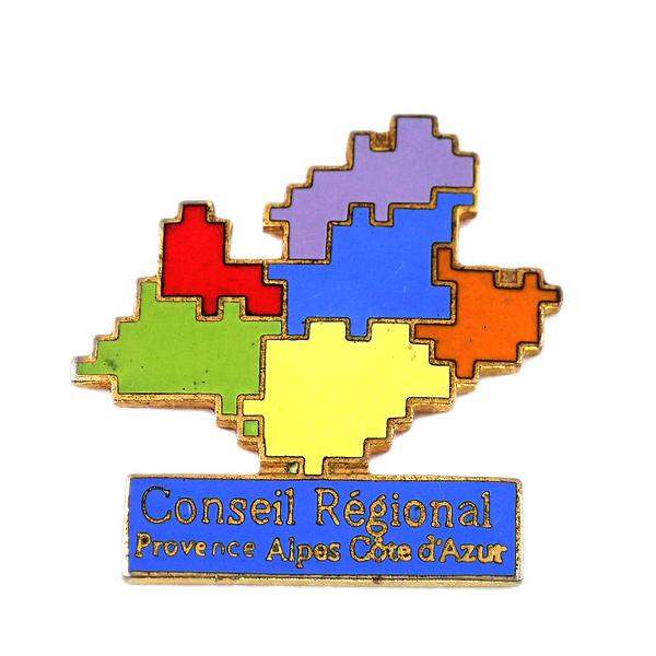 背景の１マスは５mmです。当店のピンバッジ はヴィンテージのレアな限定ピンバッジ です。それぞれのピンズの裏側の針には、新品の留め具をセットしてお送りします。新品の留め具代はピンズの商品代に含まれております。