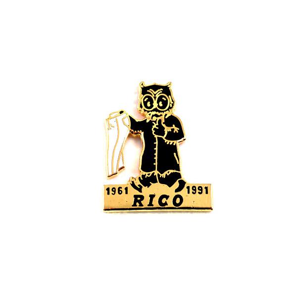 背景の１マスは５mmです。当店のピンバッジ はヴィンテージのレアな限定ピンバッジ です。それぞれのピンズの裏側の針には、新品の留め具をセットしてお送りします。新品の留め具代はピンズの商品代に含まれております。