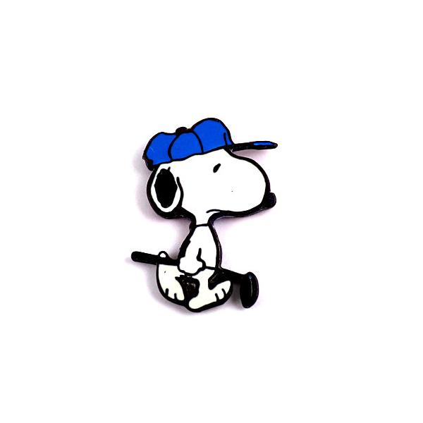 背景の１マスは５mmです。当店のピンバッジ はヴィンテージのレアな限定ピンバッジ です。それぞれのピンズの裏側の針には、新品の留め具をセットしてお送りします。新品の留め具代はピンズの商品代に含まれております。