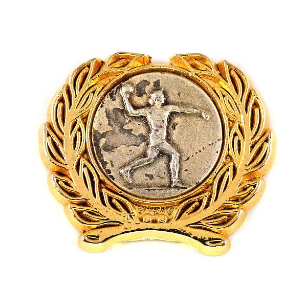 背景の１マスは５mmです。当店のピンバッジ はヴィンテージのレアな限定ピンバッジ です。それぞれのピンズの裏側の針には、新品の留め具をセットしてお送りします。新品の留め具代はピンズの商品代に含まれております。