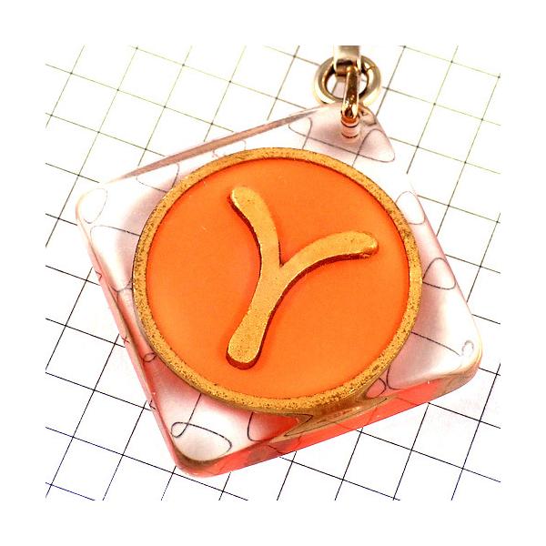 背景の１マスは５mmです。当店のキーホルダー はヴィンテージのレアな限定キーホルダー です。