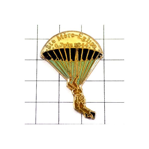 背景の１マスは５mmです。当店のピンバッジ はヴィンテージのレアな限定ピンバッジ です。それぞれのピンズの裏側の針には、新品の留め具をセットしてお送りします。新品の留め具代はピンズの商品代に含まれております。