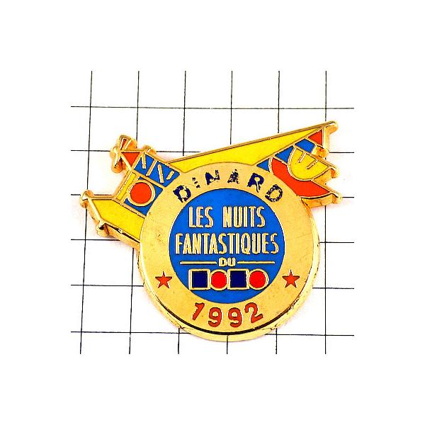 背景の１マスは５mmです。当店のピンバッジ はヴィンテージのレアな限定ピンバッジ です。それぞれのピンズの裏側の針には、新品の留め具をセットしてお送りします。新品の留め具代はピンズの商品代に含まれております。