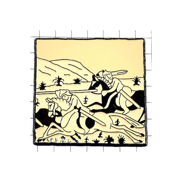 背景の１マスは５mmです。当店のピンバッジ はヴィンテージのレアな限定ピンバッジ です。それぞれのピンズの裏側の針には、新品の留め具をセットしてお送りします。新品の留め具代はピンズの商品代に含まれております。うらに「AVUI」とかかれています。