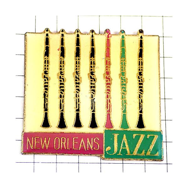 背景の１マスは５mmです。当店のピンバッジ はヴィンテージのレアな限定ピンバッジ です。それぞれのピンズの裏側の針には、新品の留め具をセットしてお送りします。新品の留め具代はピンズの商品代に含まれております。