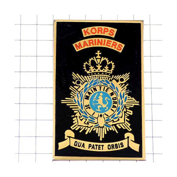 背景の１マスは５mmです。当店のピンバッジ はヴィンテージのレアな限定ピンバッジ です。それぞれのピンズの裏側の針には、新品の留め具をセットしてお送りします。新品の留め具代はピンズの商品代に含まれております。