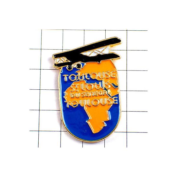 背景の１マスは５mmです。当店のピンバッジ はヴィンテージのレアな限定ピンバッジ です。それぞれのピンズの裏側の針には、新品の留め具をセットしてお送りします。新品の留め具代はピンズの商品代に含まれております。