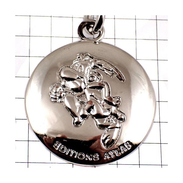 背景の１マスは５mmです。当店のキーホルダー はヴィンテージのレアな限定キーホルダー です。