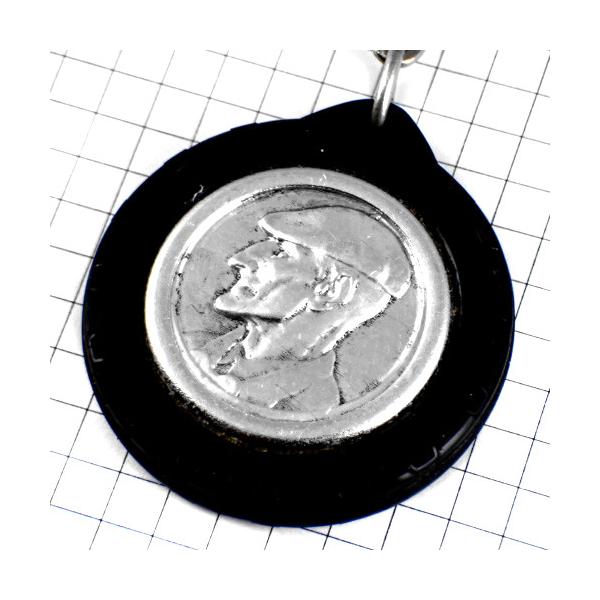 背景の１マスは５mmです。当店のキーホルダー はヴィンテージのレアな限定キーホルダー です。